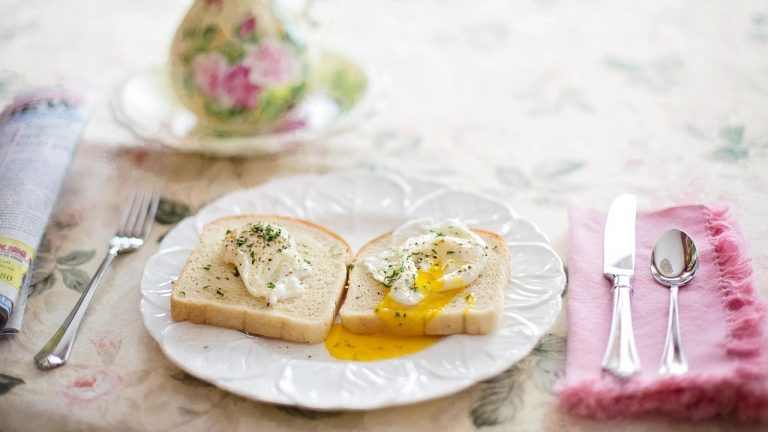 Healthy Morning Routine for Nutrients: Start Your Day Right - FoodsGuru